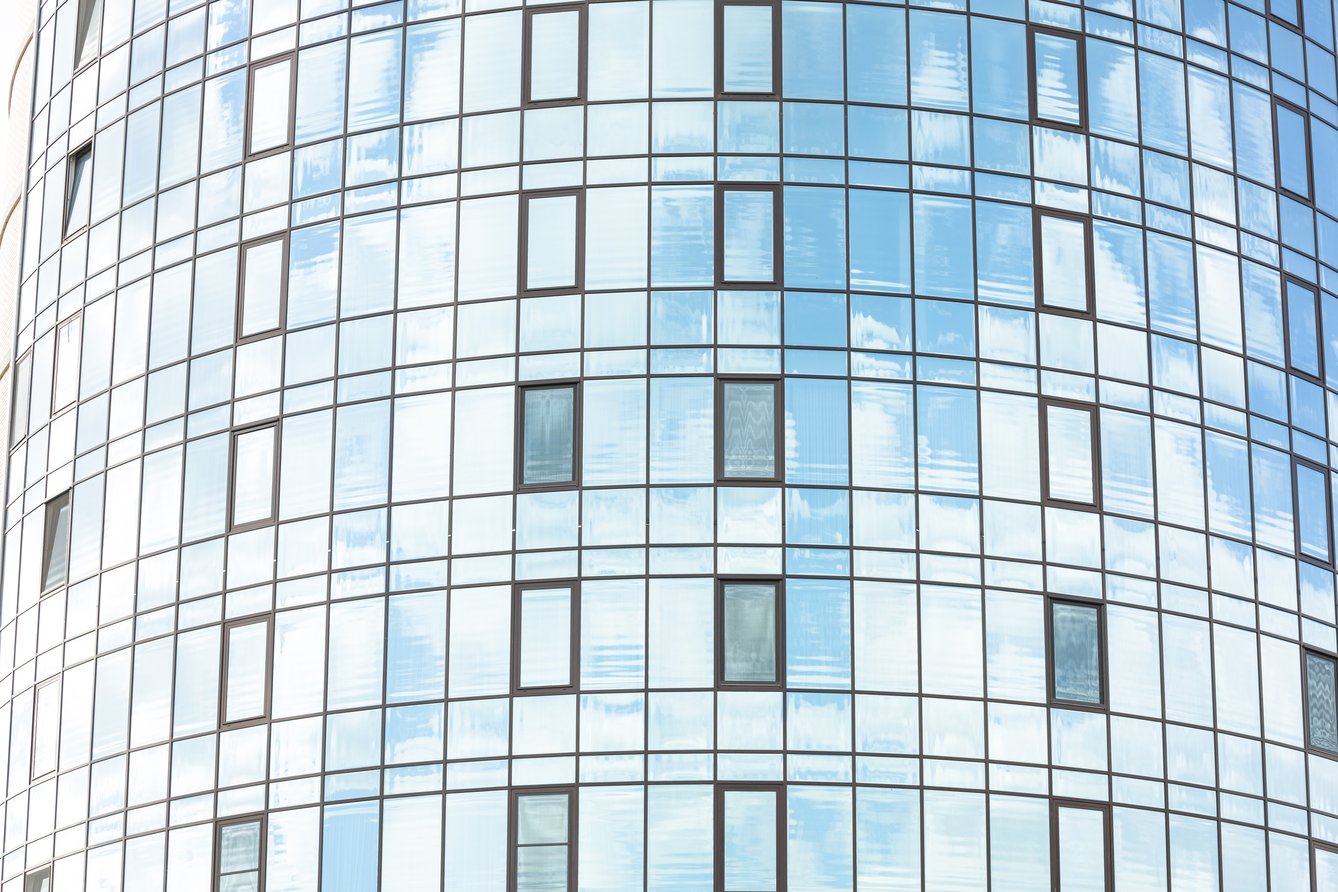 What is the difference between public and private stock investing ...
